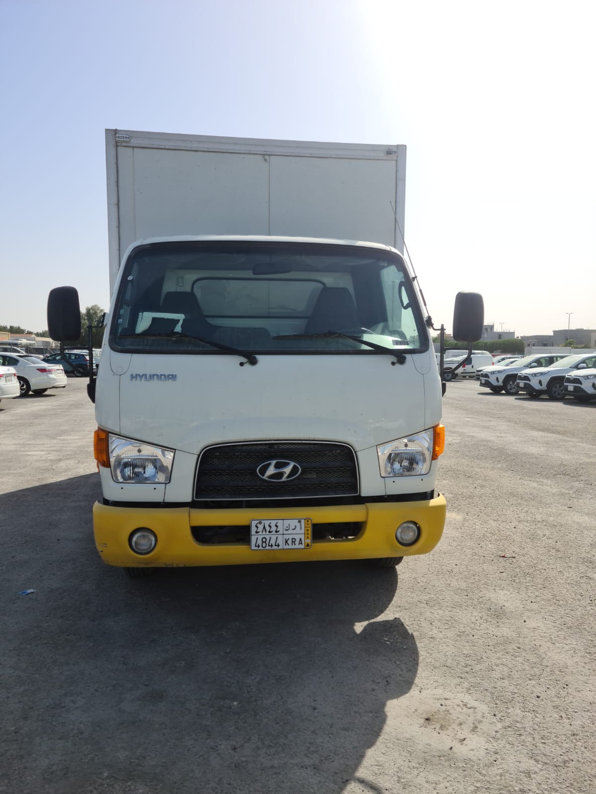 ISUZU TRUCK Satha 2022 - AutoWorld Used Vehicle Portal