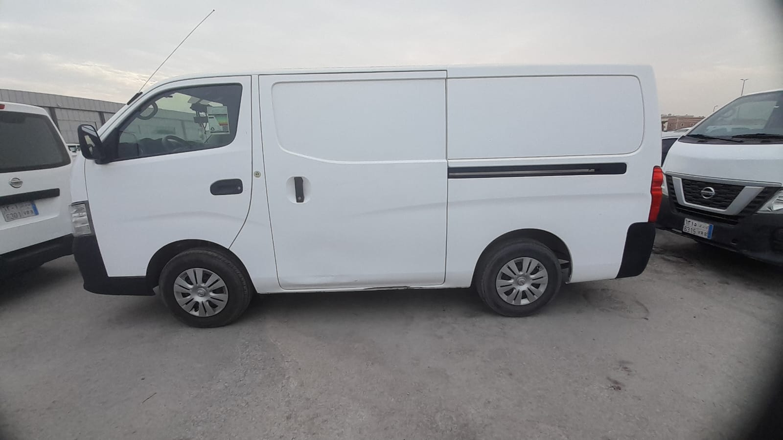 NISSAN Urvan Cargo Van diesel 2021 - AutoWorld Used Vehicle Portal