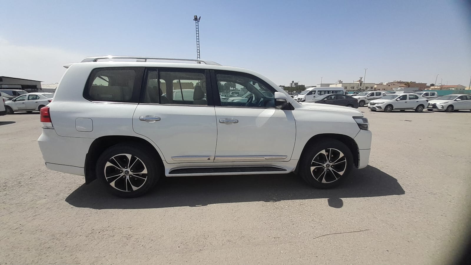 TOYOTA Land Cruiser GXR1 V6 2021 - AutoWorld Used Vehicle Portal