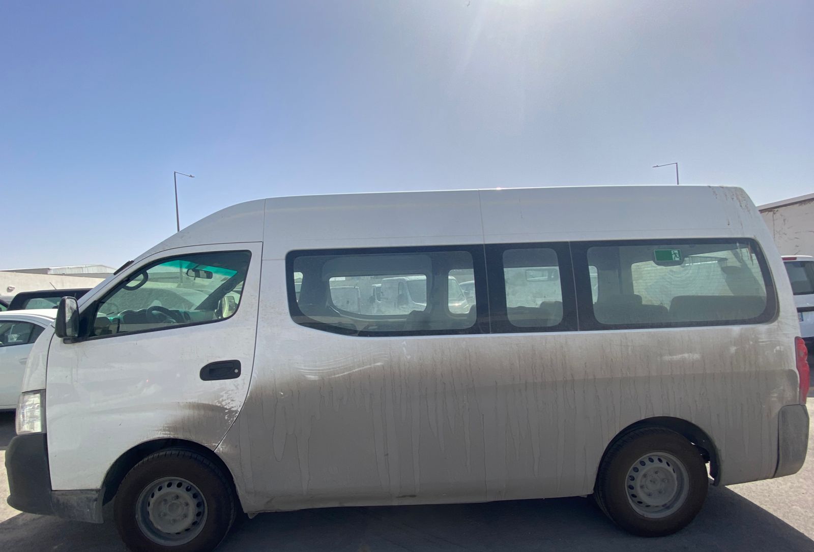 NISSAN Urvan High Roof M/T 13 Diesel 2020 - AutoWorld Used Vehicle Portal